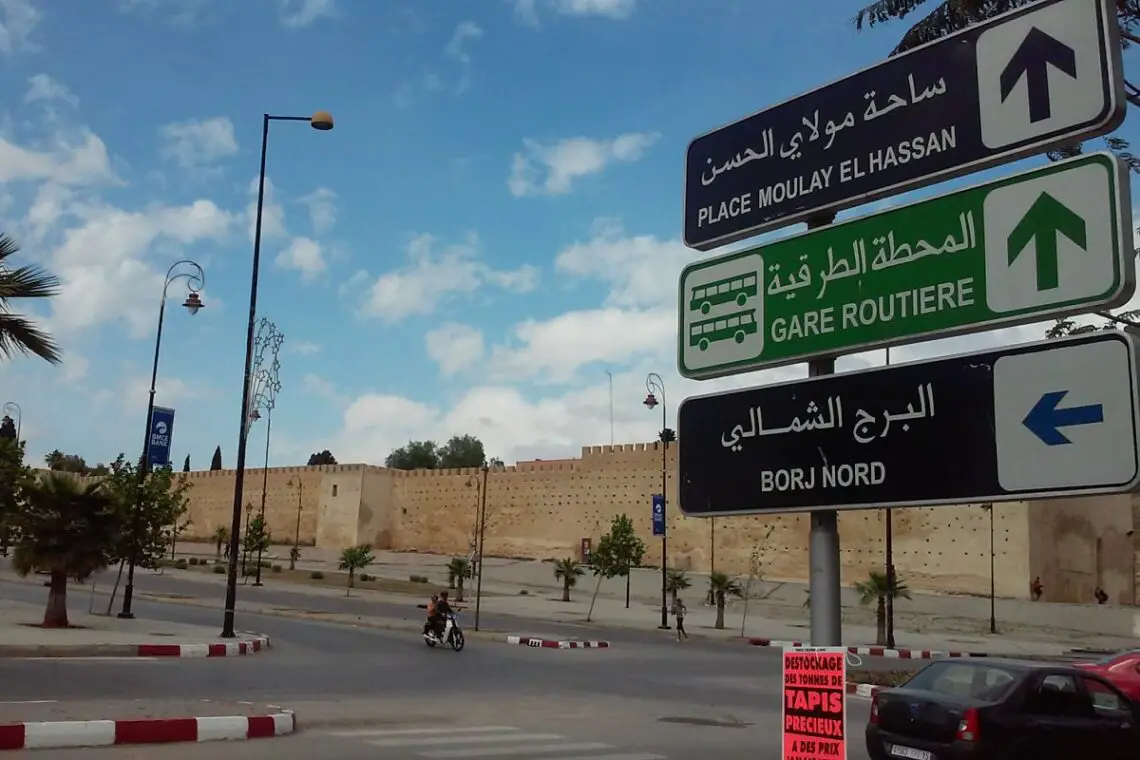 Morocco Backpacking Route - Epic 3 Week Travel Itinerary!